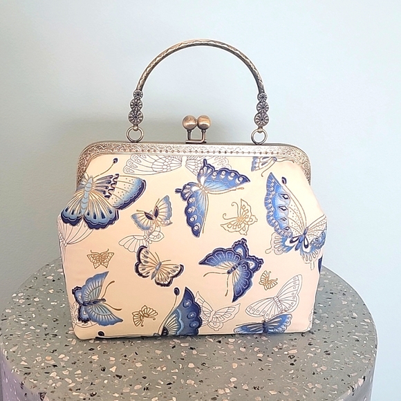 Bags | Vintage Butterfly Purse | Poshmark